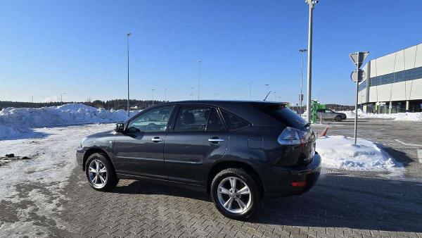 Pelēks Lexus RX 400h 2008 Viļņa, ar dzinēja tilpumu 3.31 L un nobraukumu 265 tūkst. km par 7350 €, foto 3 vietnē AUTOMOTO.COM.LV