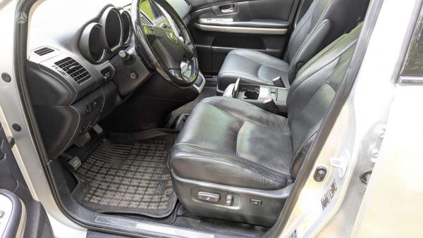 Pelēks Lexus RX 400h 2008 Šauļi, ar dzinēja tilpumu 3.30 L un nobraukumu 222 tūkst. km par 6200 €, foto 5 vietnē AUTOMOTO.COM.LV