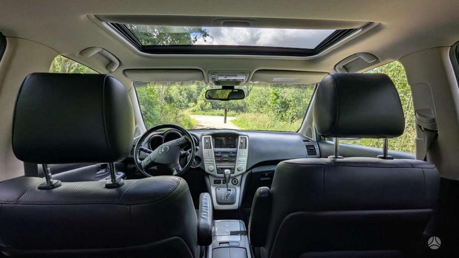 Pelēks Lexus RX 400h 2008 Šauļi, ar dzinēja tilpumu 3.30 L un nobraukumu 222 tūkst. km par 6200 €, foto 12 vietnē AUTOMOTO.COM.LV
