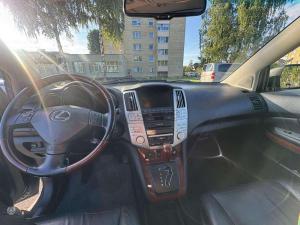 Grey Lexus RX 400h 2008 in Siauliai, with an engine capacity of 3.30 L and mileage of 230 thousand km for 7600 €, photo 9 on AUTOMOTO.COM.LV
