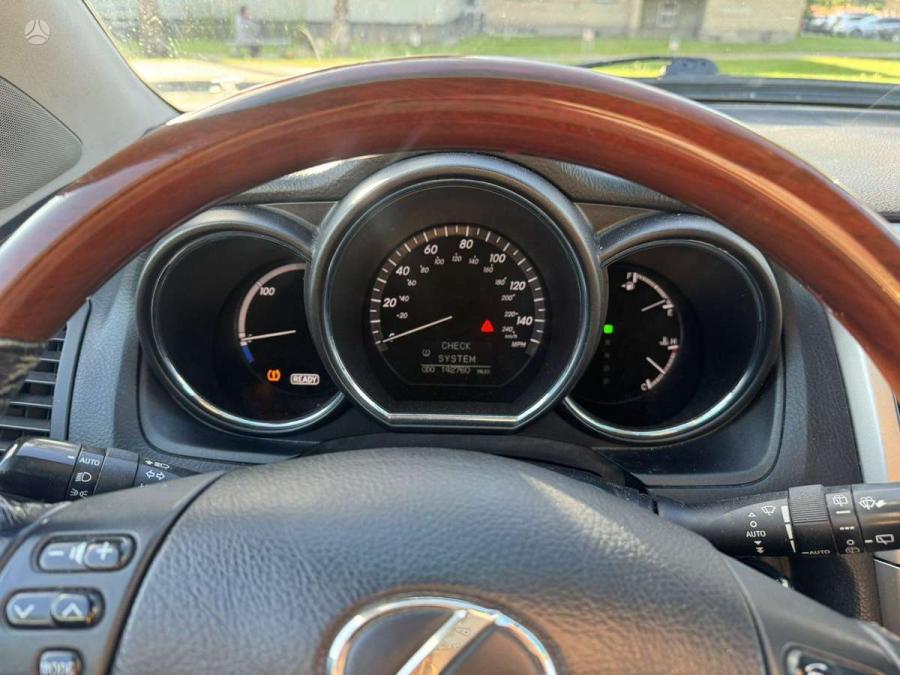 Grey Lexus RX 400h 2008 in Siauliai, with an engine capacity of 3.30 L and mileage of 230 thousand km for 7600 €, photo 10 on AUTOMOTO.COM.LV