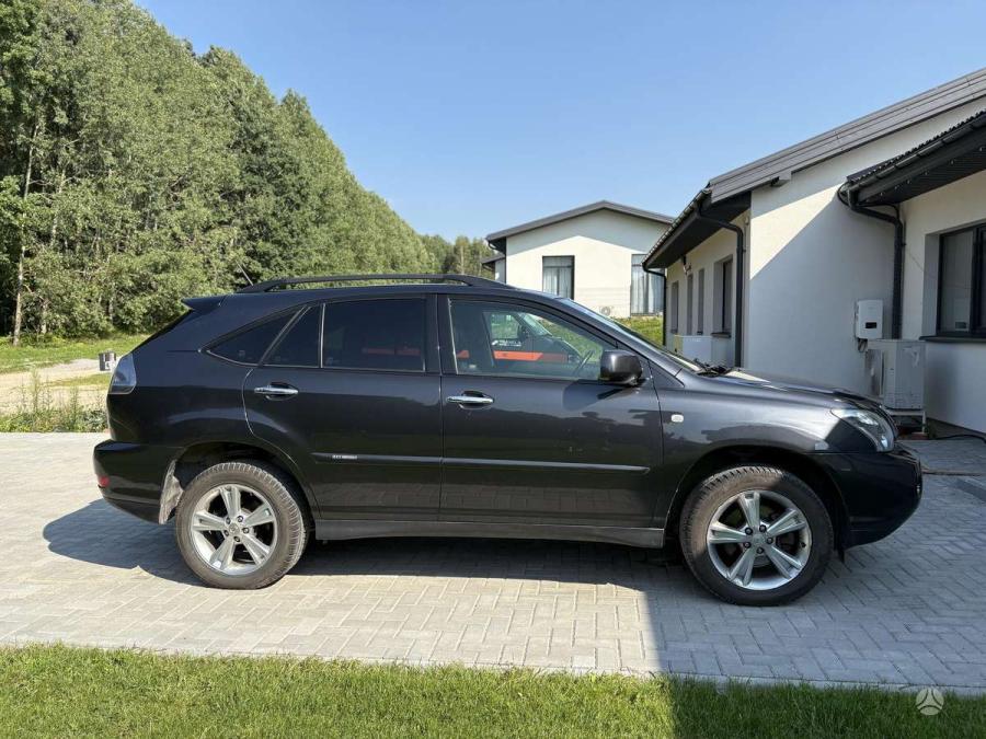 Pelēks Lexus RX 400h 2008 Viļņa, ar dzinēja tilpumu 3.31 L un nobraukumu 231 tūkst. km par 7500 €, foto 5 vietnē AUTOMOTO.COM.LV