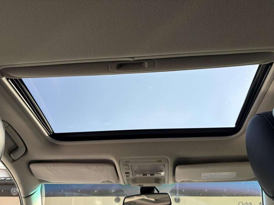 Pelēks Lexus RX 400h 2008 Viļņa, ar dzinēja tilpumu 3.31 L un nobraukumu 231 tūkst. km par 7500 €, foto 14 vietnē AUTOMOTO.COM.LV