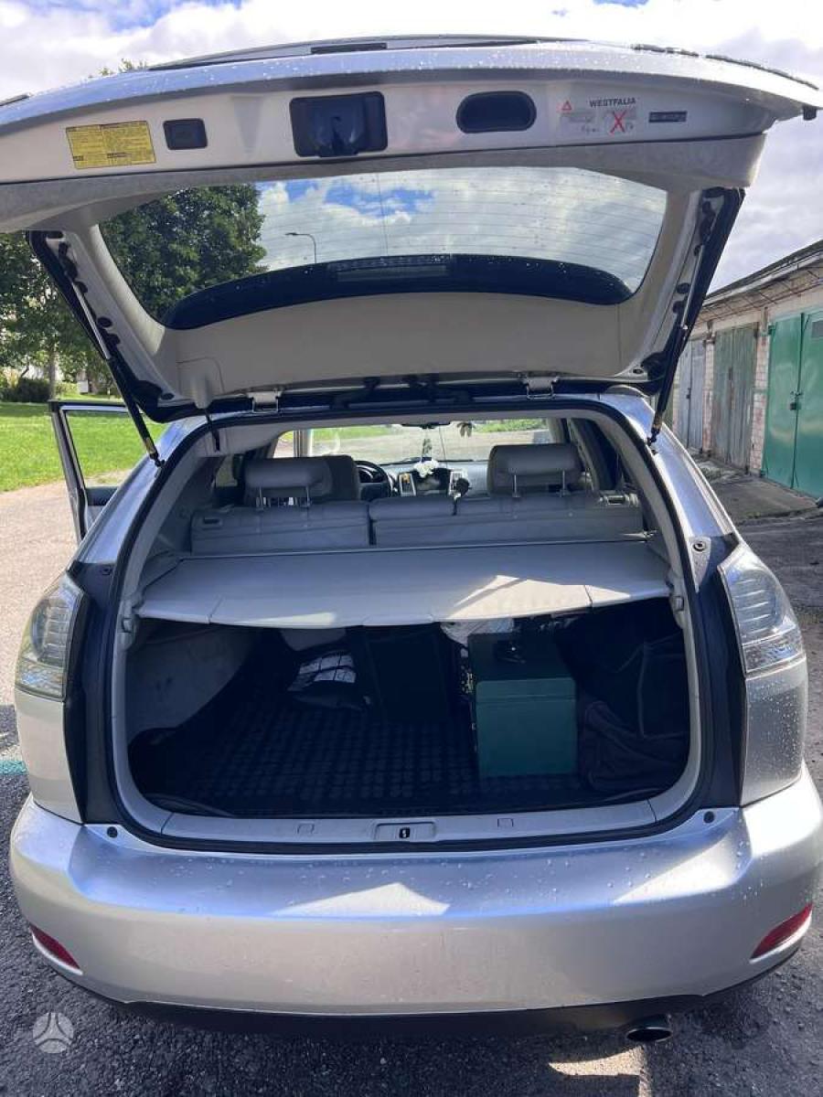 Grey Lexus RX 400h 2008 in Vilnius, with an engine capacity of 3.31 L and mileage of 285 thousand km for 5399 €, photo 16 on AUTOMOTO.COM.LV