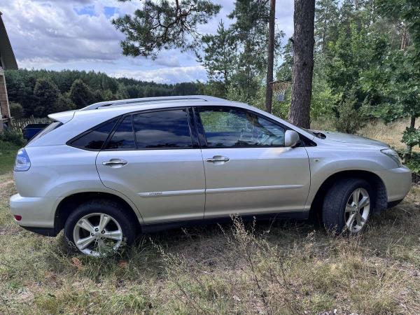 Pelēks Lexus RX 400h 2010 Trakai, ar dzinēja tilpumu 3.31 L un nobraukumu 400 tūkst. km par 7150 €, foto 5 vietnē AUTOMOTO.COM.LV