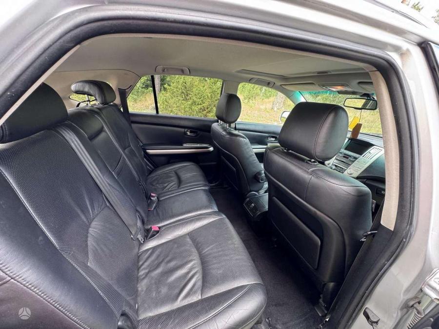 Pelēks Lexus RX 400h 2010 Trakai, ar dzinēja tilpumu 3.31 L un nobraukumu 400 tūkst. km par 7150 €, foto 20 vietnē AUTOMOTO.COM.LV