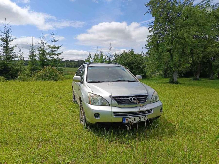 Pelēks Lexus RX 400h 2006 Kauņa, ar dzinēja tilpumu 3.31 L un nobraukumu 322 tūkst. km par 4200 €, foto 1 vietnē AUTOMOTO.COM.LV