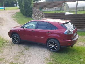 Red Lexus RX 400h 2008 in Vilnius, with an engine capacity of 3.31 L and mileage of 261 thousand km for 7500 €, photo 3 on AUTOMOTO.COM.LV