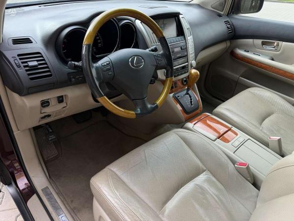 Red Lexus RX 400h 2008 in Vilnius, with an engine capacity of 3.31 L and mileage of 199 thousand km for 8999 €, photo 8 on AUTOMOTO.COM.LV