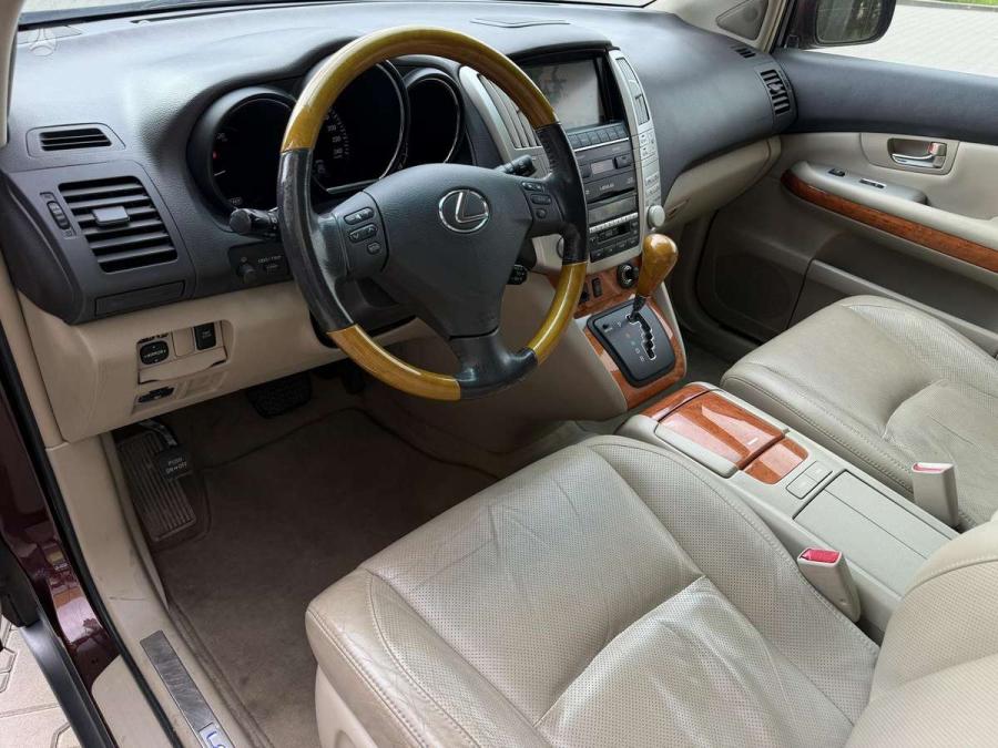 Red Lexus RX 400h 2008 in Vilnius, with an engine capacity of 3.31 L and mileage of 199 thousand km for 8999 €, photo 8 on AUTOMOTO.COM.LV
