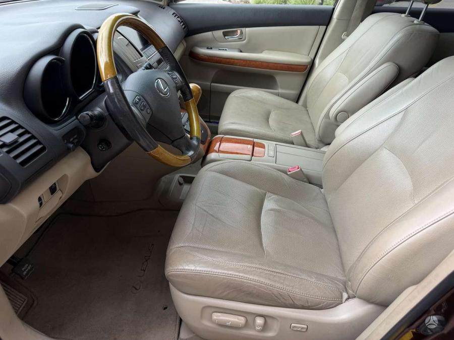 Red Lexus RX 400h 2008 in Vilnius, with an engine capacity of 3.31 L and mileage of 199 thousand km for 8999 €, photo 9 on AUTOMOTO.COM.LV