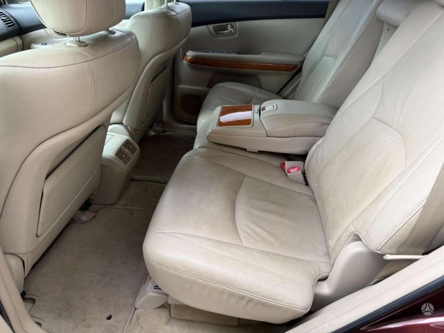 Red Lexus RX 400h 2008 in Vilnius, with an engine capacity of 3.31 L and mileage of 199 thousand km for 8999 €, photo 11 on AUTOMOTO.COM.LV