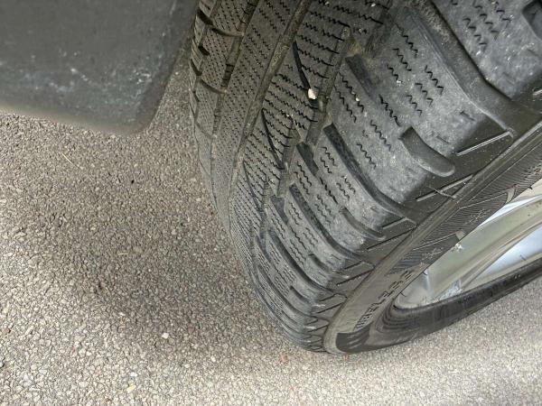 Violets Lexus RX 400h 2005 Viļņa, ar dzinēja tilpumu 0.00 L un nobraukumu 370 tūkst. km par 3500 €, foto 8 vietnē AUTOMOTO.COM.LV