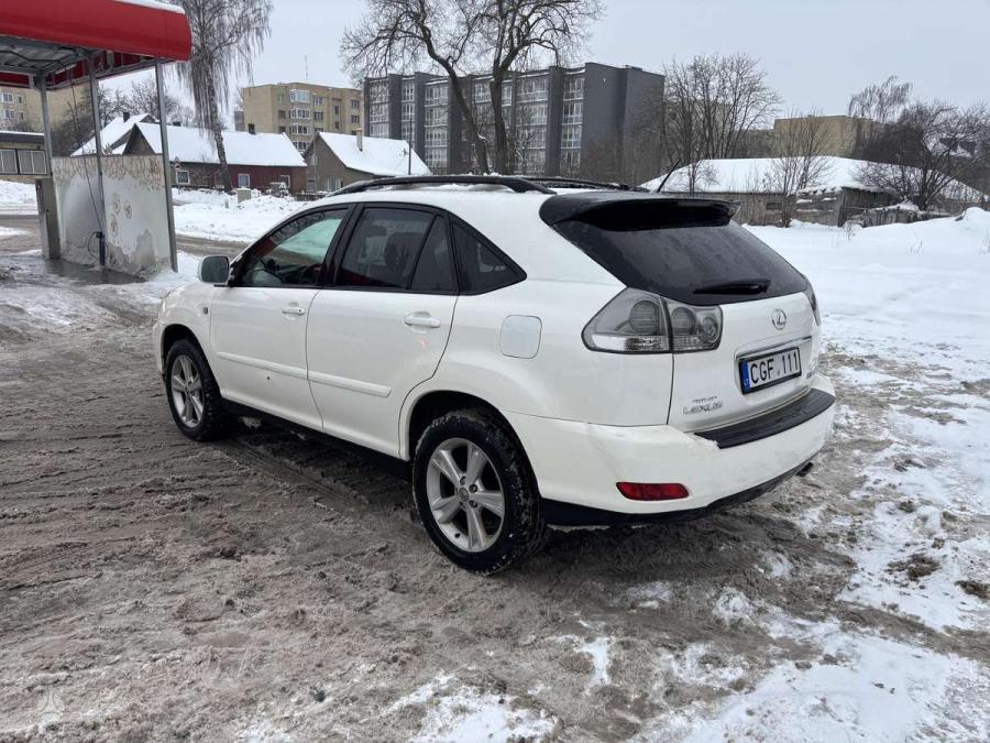 White Lexus RX 400h 2006 in Vilnius, with an engine capacity of 3.31 L and mileage of 272 thousand km for 3700 €, photo 3 on AUTOMOTO.COM.LV