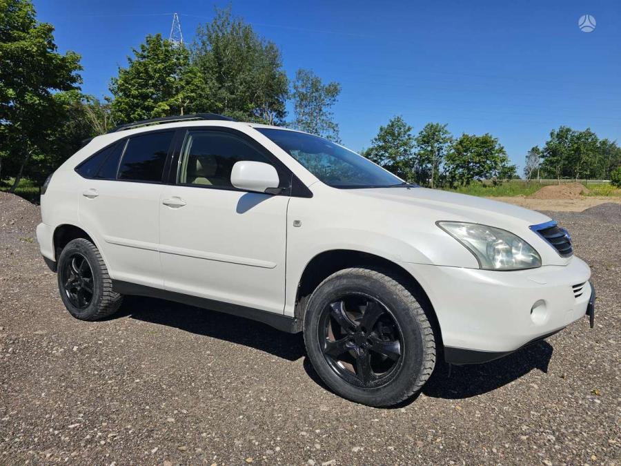 White Lexus RX 400h 2006 in Kaunas, with an engine capacity of 3.30 L and mileage of 361 thousand km for 4750 €, photo 6 on AUTOMOTO.COM.LV