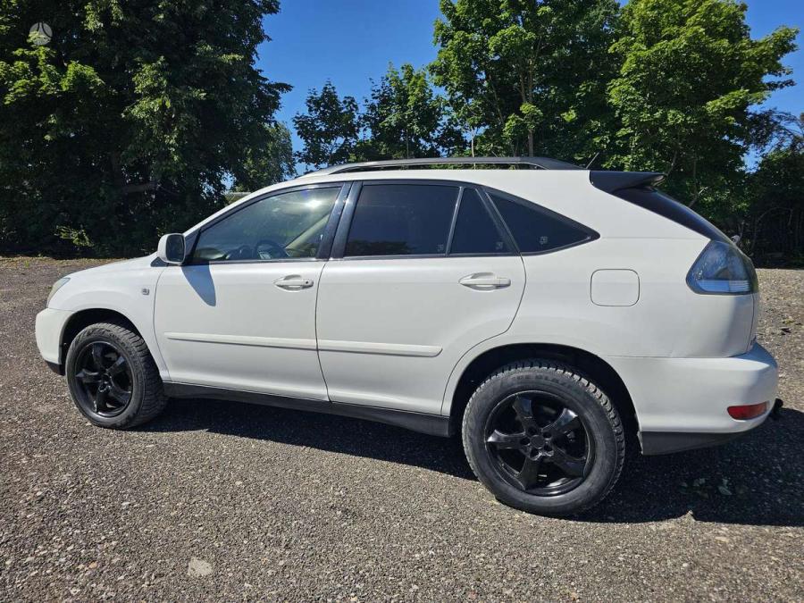 White Lexus RX 400h 2006 in Kaunas, with an engine capacity of 3.30 L and mileage of 361 thousand km for 4750 €, photo 15 on AUTOMOTO.COM.LV