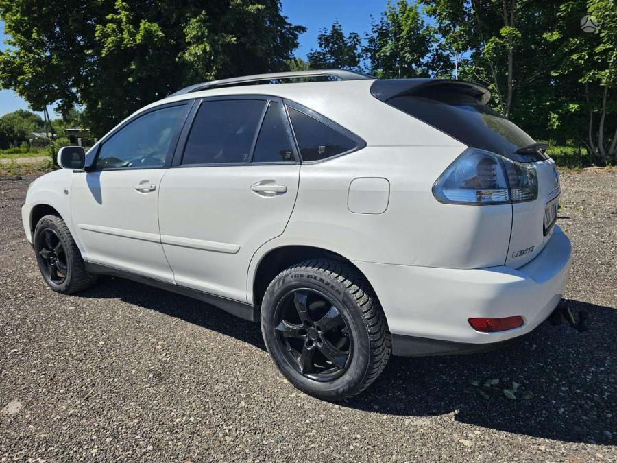 White Lexus RX 400h 2006 in Kaunas, with an engine capacity of 3.30 L and mileage of 361 thousand km for 4750 €, photo 16 on AUTOMOTO.COM.LV