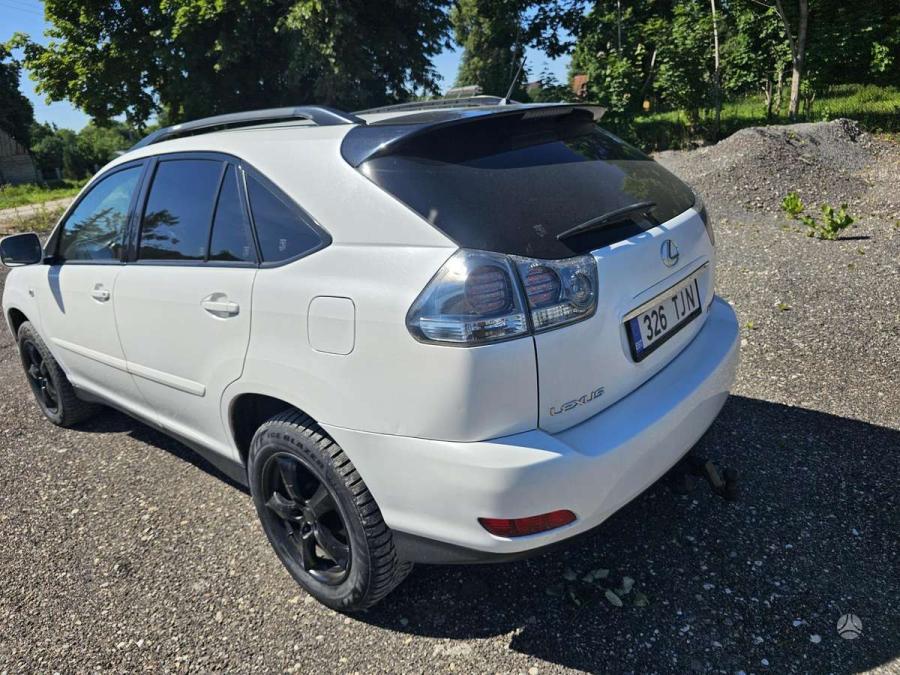 White Lexus RX 400h 2006 in Kaunas, with an engine capacity of 3.30 L and mileage of 361 thousand km for 4750 €, photo 18 on AUTOMOTO.COM.LV