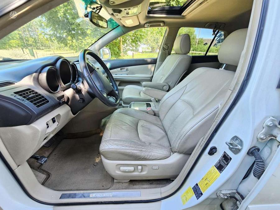 White Lexus RX 400h 2006 in Kaunas, with an engine capacity of 3.30 L and mileage of 361 thousand km for 4750 €, photo 22 on AUTOMOTO.COM.LV