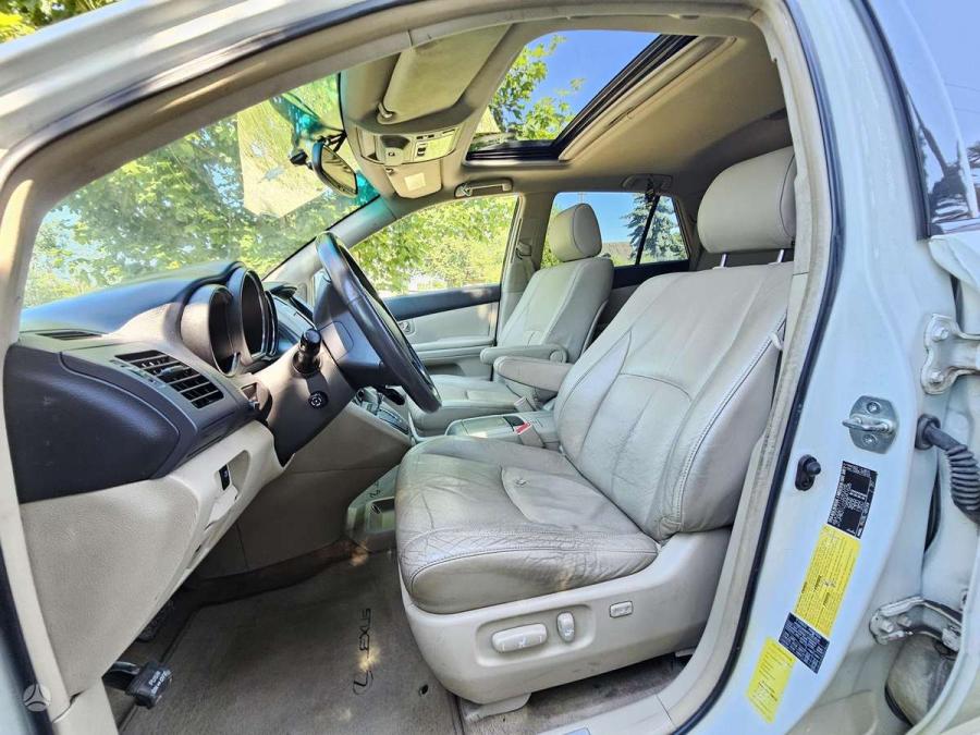 White Lexus RX 400h 2006 in Kaunas, with an engine capacity of 3.30 L and mileage of 361 thousand km for 4750 €, photo 23 on AUTOMOTO.COM.LV