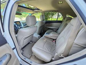White Lexus RX 400h 2006 in Kaunas, with an engine capacity of 3.30 L and mileage of 361 thousand km for 4750 €, photo 32 on AUTOMOTO.COM.LV