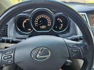White Lexus RX 400h 2006 in Kaunas, with an engine capacity of 3.30 L and mileage of 361 thousand km for 4750 €, photo 33 on AUTOMOTO.COM.LV