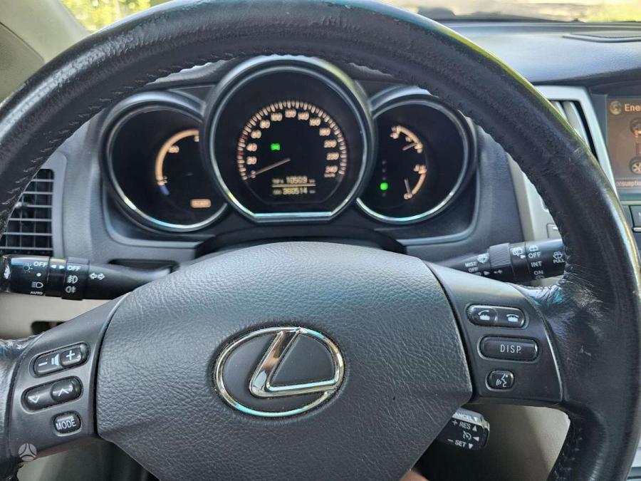 White Lexus RX 400h 2006 in Kaunas, with an engine capacity of 3.30 L and mileage of 361 thousand km for 4750 €, photo 33 on AUTOMOTO.COM.LV