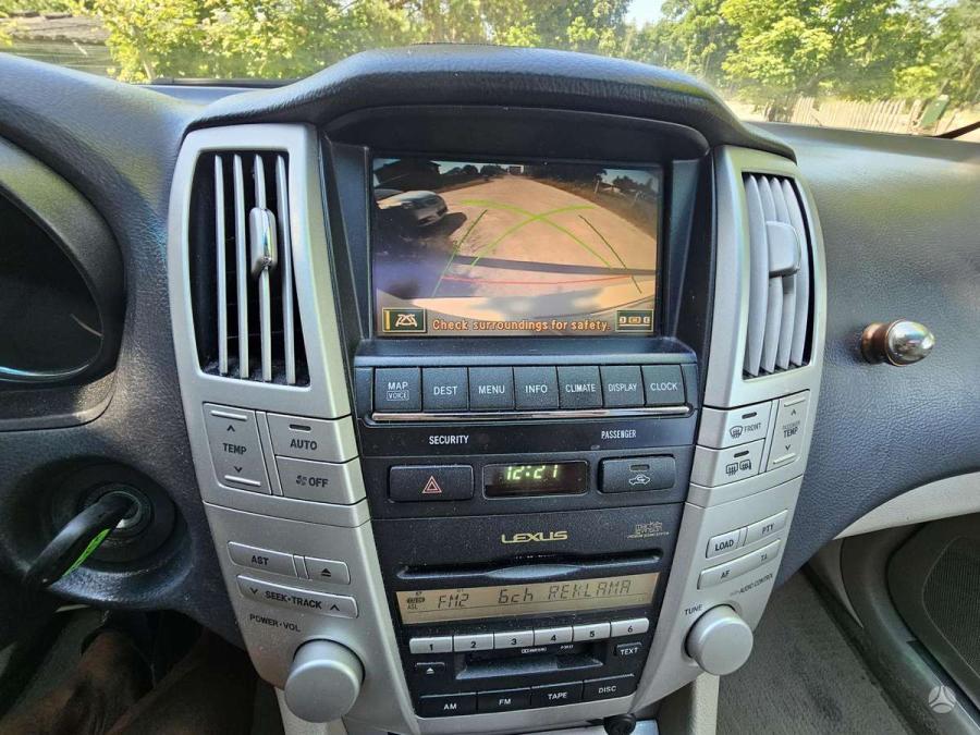 White Lexus RX 400h 2006 in Kaunas, with an engine capacity of 3.30 L and mileage of 361 thousand km for 4750 €, photo 34 on AUTOMOTO.COM.LV