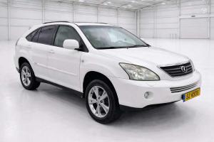 Balts Lexus RX 400h 2007 Viļņa, ar dzinēja tilpumu 3.30 L un nobraukumu 379 tūkst. km par 6900 €, foto  vietnē AUTOMOTO.COM.LV