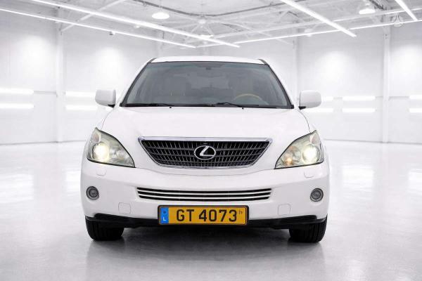 White Lexus RX 400h 2007 in Vilnius, with an engine capacity of 3.30 L and mileage of 379 thousand km for 6900 €, photo 5 on AUTOMOTO.COM.LV