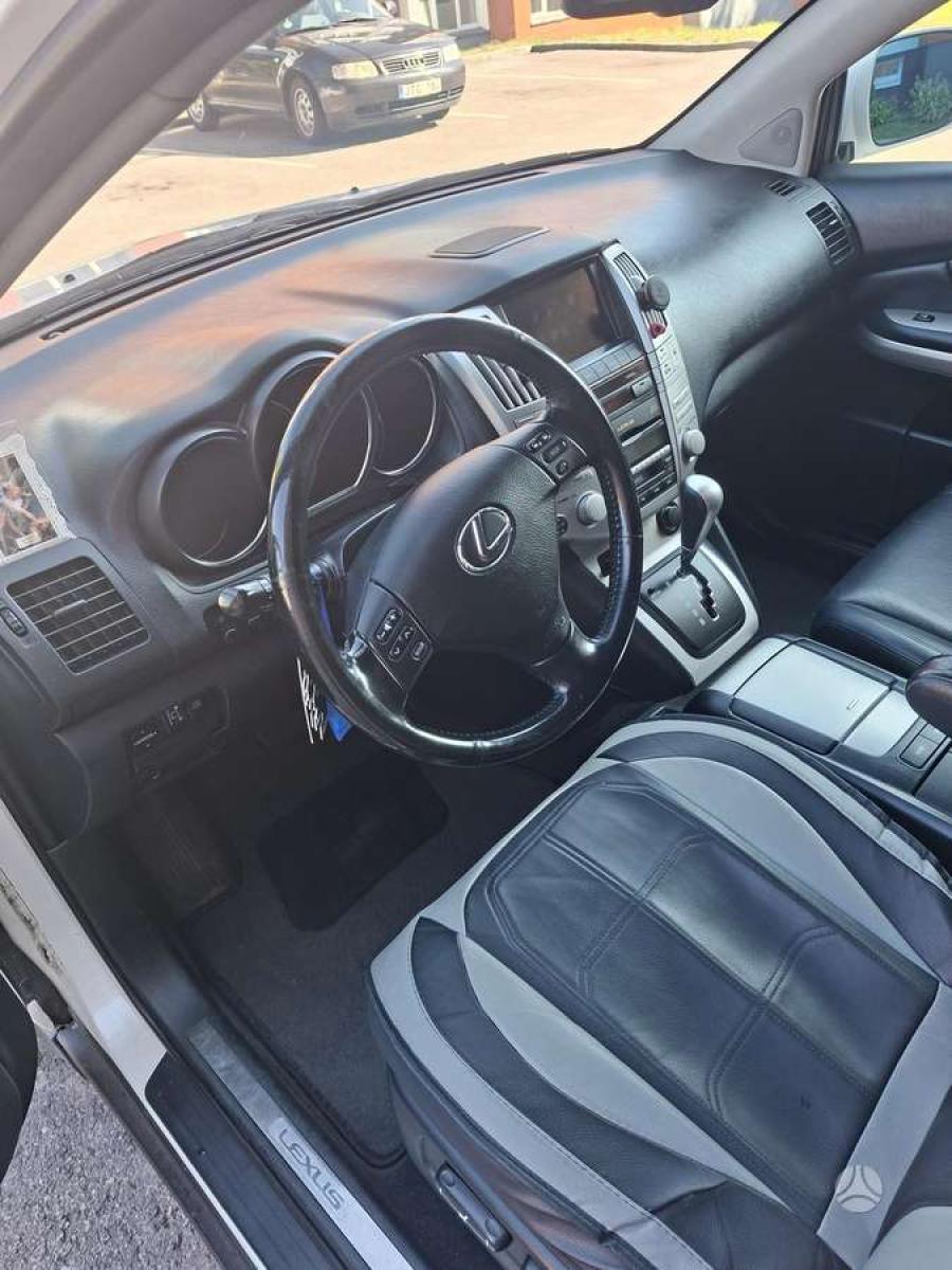 White Lexus RX 400h 2007 in Jonava, with an engine capacity of 3.31 L and mileage of 330 thousand km for 7200 €, photo 6 on AUTOMOTO.COM.LV