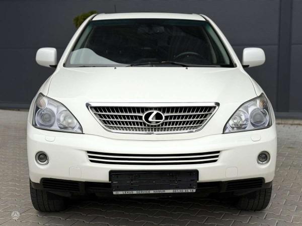 White Lexus RX 400h 2008 in Siauliai, with an engine capacity of 3.31 L and mileage of 267 thousand km for 7350 €, photo 3 on AUTOMOTO.COM.LV