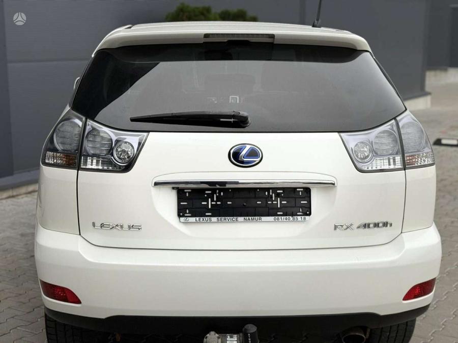 White Lexus RX 400h 2008 in Siauliai, with an engine capacity of 3.31 L and mileage of 267 thousand km for 7350 €, photo 7 on AUTOMOTO.COM.LV