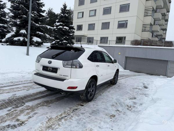 Balts Lexus RX 400h 2008 Viļņa, ar dzinēja tilpumu 3.30 L un nobraukumu 290 tūkst. km par 5850 €, foto 9 vietnē AUTOMOTO.COM.LV
