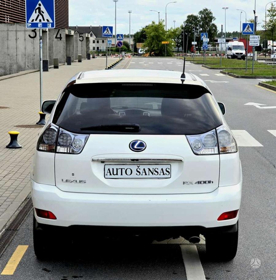 Balts Lexus RX 400h 2009 Tauragė, ar dzinēja tilpumu 3.30 L un nobraukumu 301 tūkst. km par 7200 €, foto 11 vietnē AUTOMOTO.COM.LV