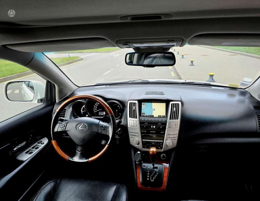 Balts Lexus RX 400h 2009 Tauragė, ar dzinēja tilpumu 3.30 L un nobraukumu 301 tūkst. km par 7200 €, foto 15 vietnē AUTOMOTO.COM.LV