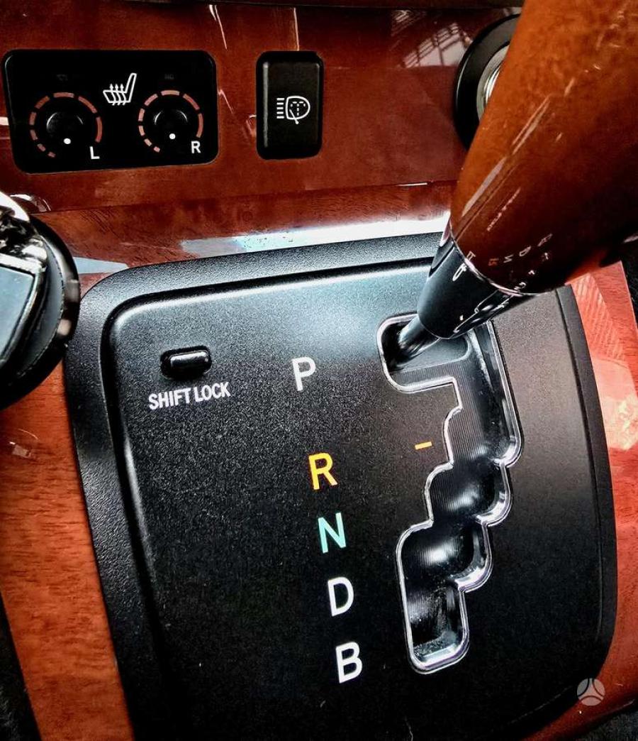 Balts Lexus RX 400h 2009 Tauragė, ar dzinēja tilpumu 3.30 L un nobraukumu 301 tūkst. km par 7200 €, foto 20 vietnē AUTOMOTO.COM.LV