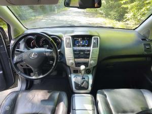 Yellow Lexus RX 400h 2008 in Kaunas, with an engine capacity of 0.00 L and mileage of 231 thousand km for 6300 €, photo 9 on AUTOMOTO.COM.LV