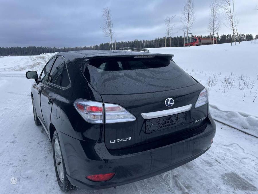 Black Lexus RX 450h 2009 in Vilnius, with an engine capacity of 3.50 L and mileage of 240 thousand km for 10000 €, photo 14 on AUTOMOTO.COM.LV