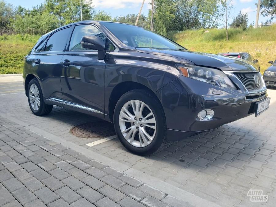 Black Lexus RX 450h 2009 in Vilnius, with an engine capacity of 3.50 L and mileage of 238 thousand km for 12400 €, photo 4 on AUTOMOTO.COM.LV