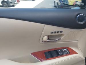 Black Lexus RX 450h 2009 in Vilnius, with an engine capacity of 3.50 L and mileage of 238 thousand km for 12400 €, photo 10 on AUTOMOTO.COM.LV