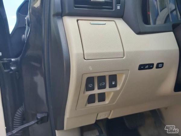 Black Lexus RX 450h 2009 in Vilnius, with an engine capacity of 3.50 L and mileage of 238 thousand km for 12400 €, photo 10 on AUTOMOTO.COM.LV