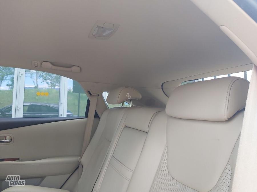 Black Lexus RX 450h 2009 in Vilnius, with an engine capacity of 3.50 L and mileage of 238 thousand km for 12400 €, photo 20 on AUTOMOTO.COM.LV