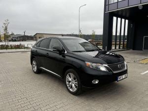 Melns Lexus RX 450h 2009 Viļņa, ar dzinēja tilpumu 3.50 L un nobraukumu 232 tūkst. km par 7450 €, foto  vietnē AUTOMOTO.COM.LV