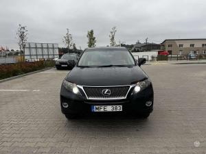 Black Lexus RX 450h 2009 in Vilnius, with an engine capacity of 3.50 L and mileage of 232 thousand km for 7450 €, photo 4 on AUTOMOTO.COM.LV