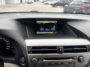 Black Lexus RX 450h 2009 in Vilnius, with an engine capacity of 3.50 L and mileage of 232 thousand km for 7450 €, photo 13 on AUTOMOTO.COM.LV