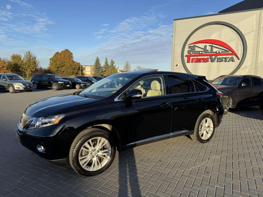Black Lexus RX 450h 2009 in Telschi, with an engine capacity of 3.46 L and mileage of 270 thousand km for 10300 €, photo 3 on AUTOMOTO.COM.LV