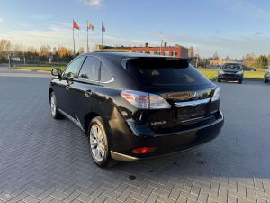 Black Lexus RX 450h 2009 in Telschi, with an engine capacity of 3.46 L and mileage of 270 thousand km for 10300 €, photo 5 on AUTOMOTO.COM.LV