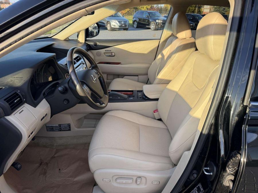 Black Lexus RX 450h 2009 in Telschi, with an engine capacity of 3.46 L and mileage of 270 thousand km for 10300 €, photo 14 on AUTOMOTO.COM.LV