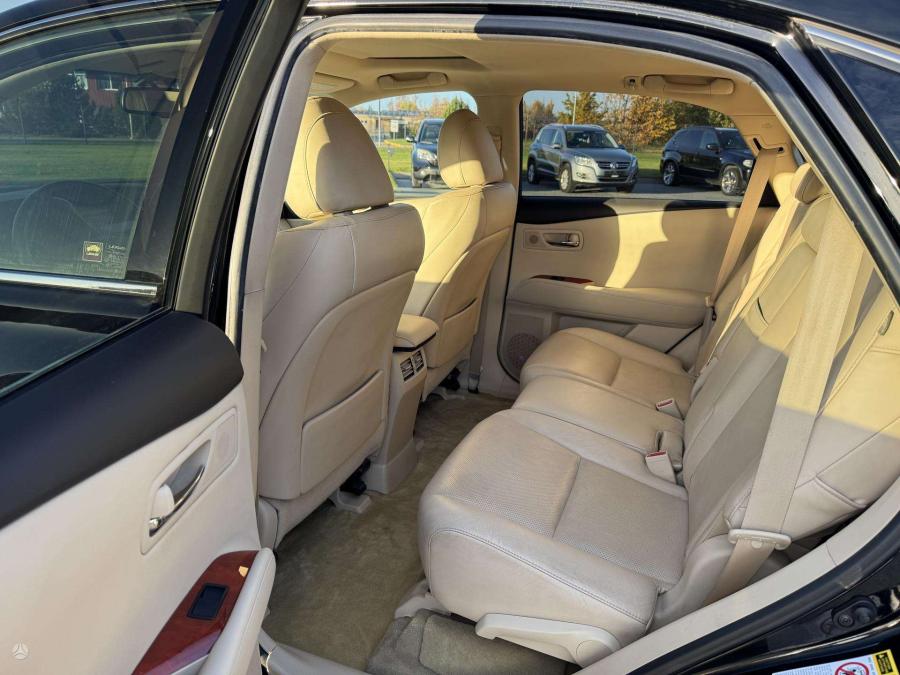 Black Lexus RX 450h 2009 in Telschi, with an engine capacity of 3.46 L and mileage of 270 thousand km for 10300 €, photo 15 on AUTOMOTO.COM.LV